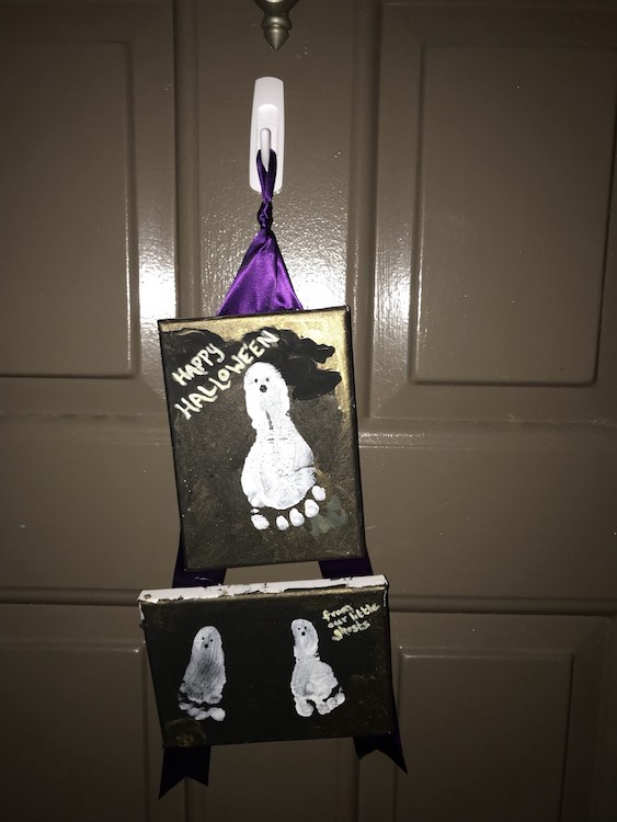 Halloween Ghosts Footprint Door Sign